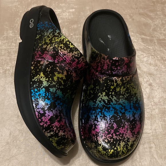 OOFOS | Shoes | Oofos Ooclog Recovery Clog Mule Size 8 | Poshmark